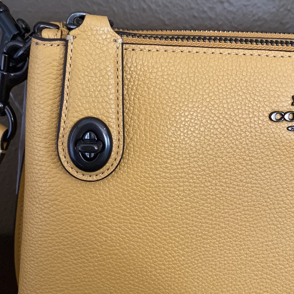 Coach | Bags | Coach Pebble Leather Crossbody Bag | Poshmark